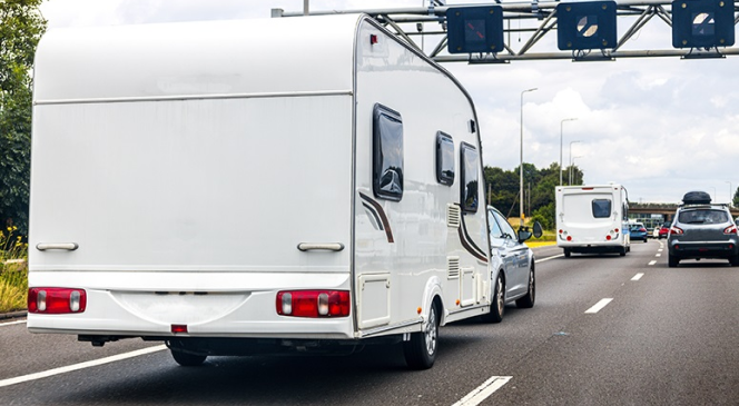 Top tips for a smooth road trip with your caravan this summer | One Call